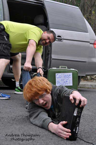 funniest-gamer-senior-photos - WorldWideInterweb