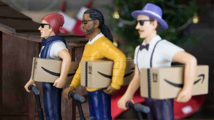 Make Your Holiday Season "Hipsterific" with This Hipster Nativity Scene