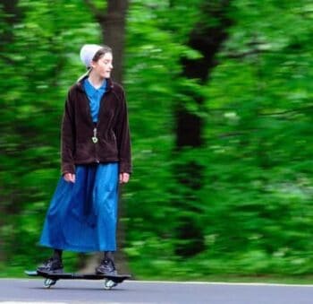 Amish People Gone Wild (20 PICTURES)