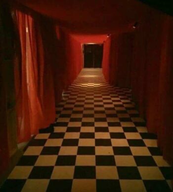 36 Liminal Spaces That Are Equal Parts Creepy And Captivating