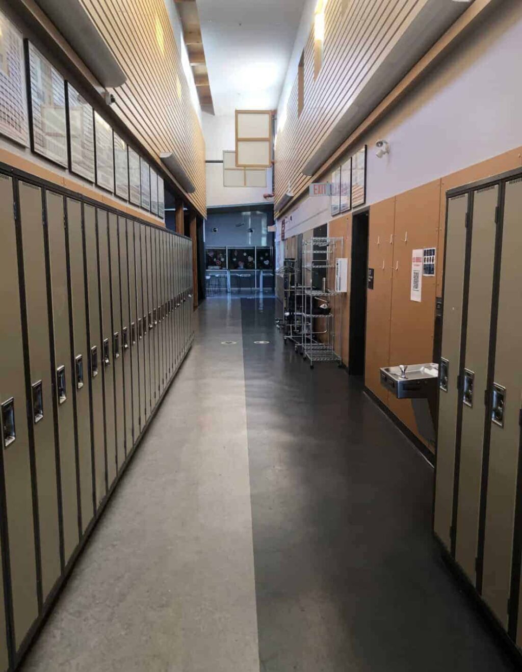 36 Liminal Spaces That Are Equal Parts Creepy And Captivating