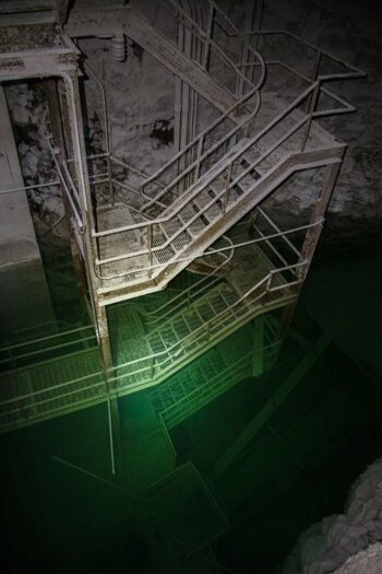 47 Creepy Liminal Spaces Straight Outta The Backrooms