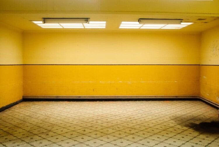 47 Creepy Liminal Spaces Straight Outta The Backrooms